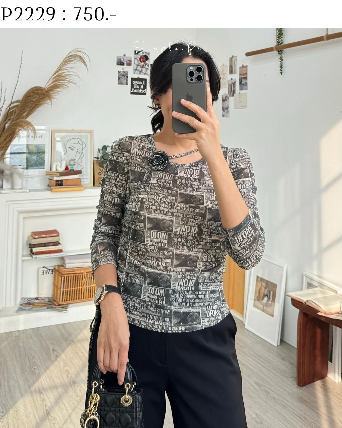 P2229 : เสื้อแขนยาวทรงเข้ารูปผ้ามุ้งปักกากเพชรพิมลายดอกไม้ - Simple Par